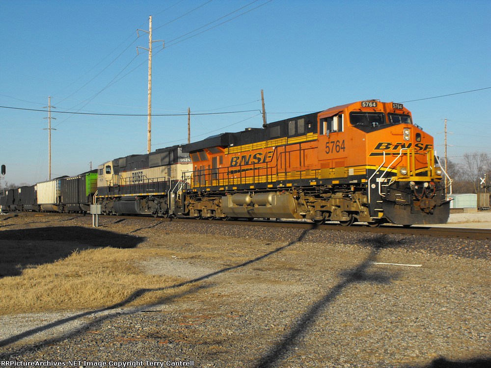 BNSF 5764 leads another coal train on the Union Pacific